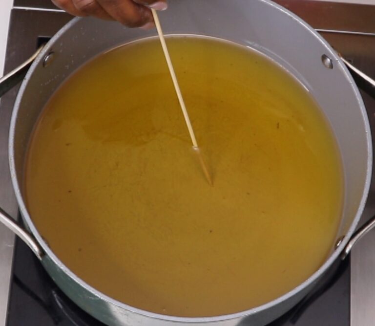 Soft & Fluffy Nigerian Puff Puff – Easy Fried Dough Balls