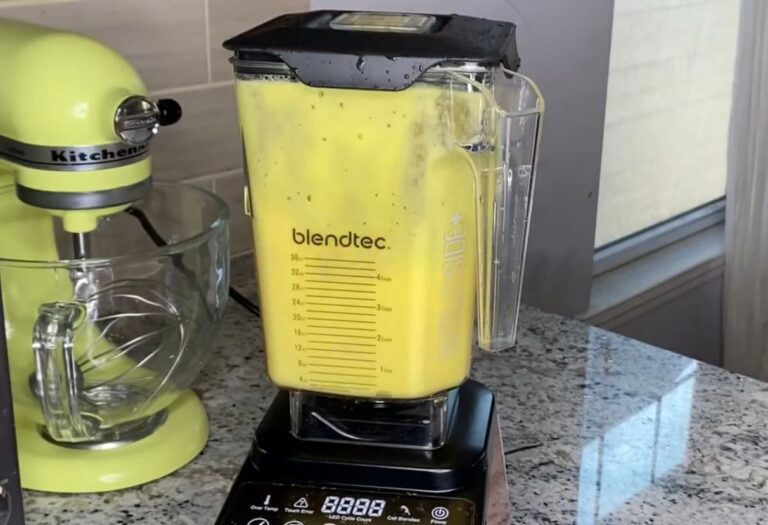 How to Make Delicious Zobo Drink – A Refreshing Nigerian Hibiscus ...