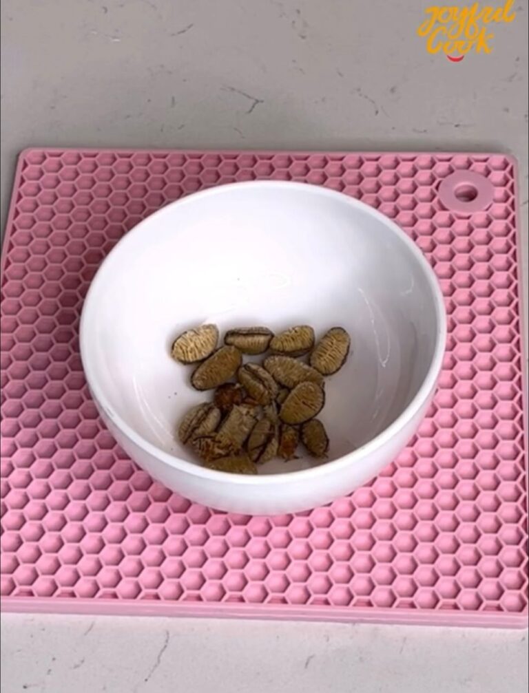 Catfish Pepper Soup Recipe – Spicy & Flavorful Comfort Food